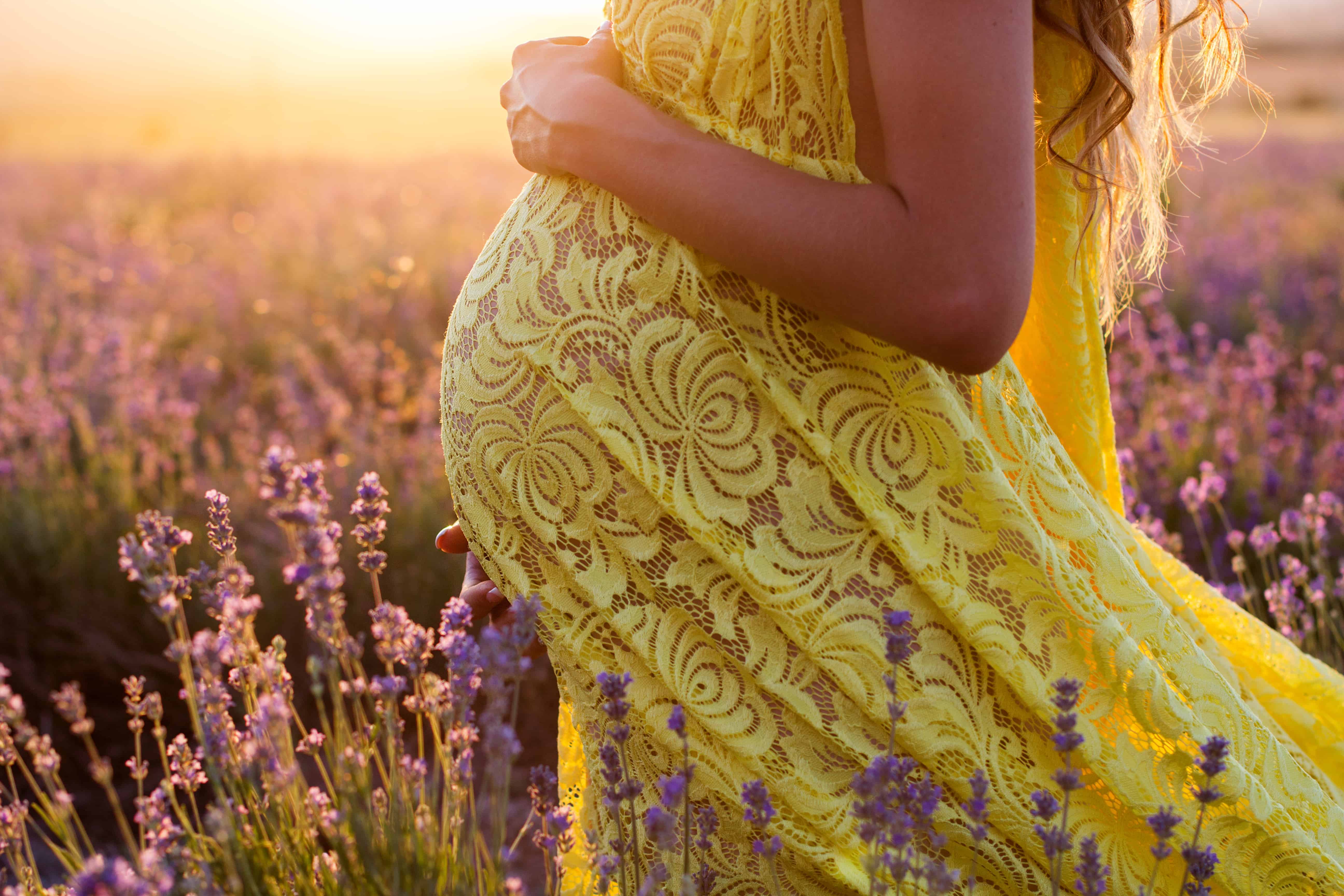 10 Best Ever Hacks To Survive A Summer Pregnancy » Maternity Comfort ...