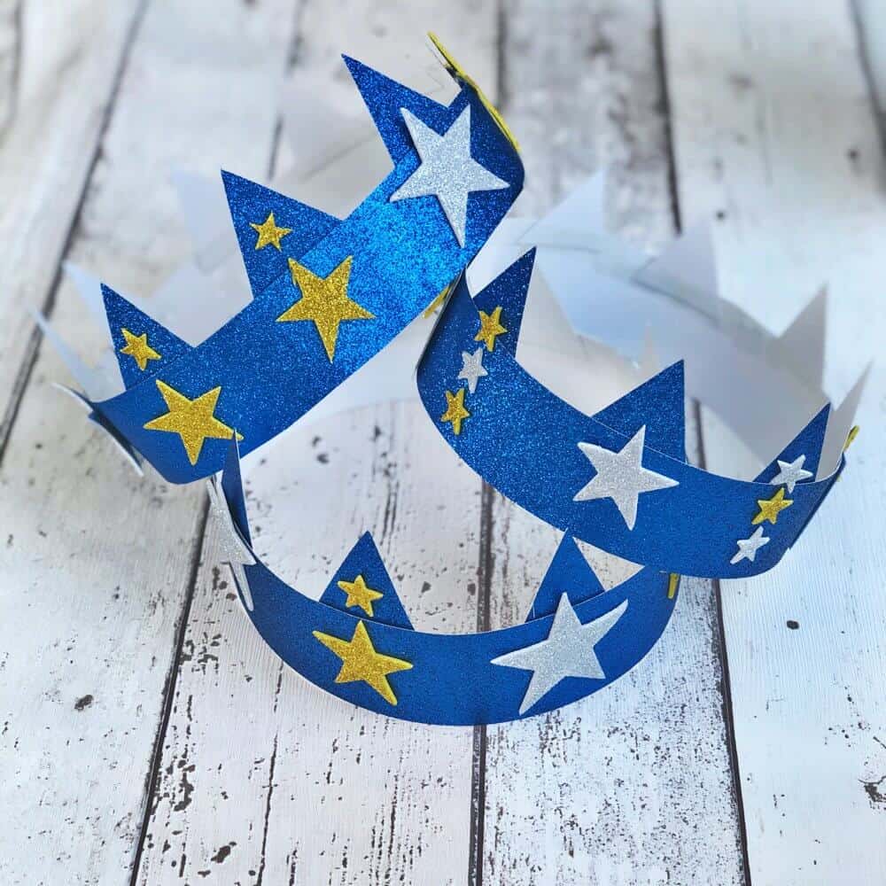 12 Easy Christmas Crafts For Toddlers