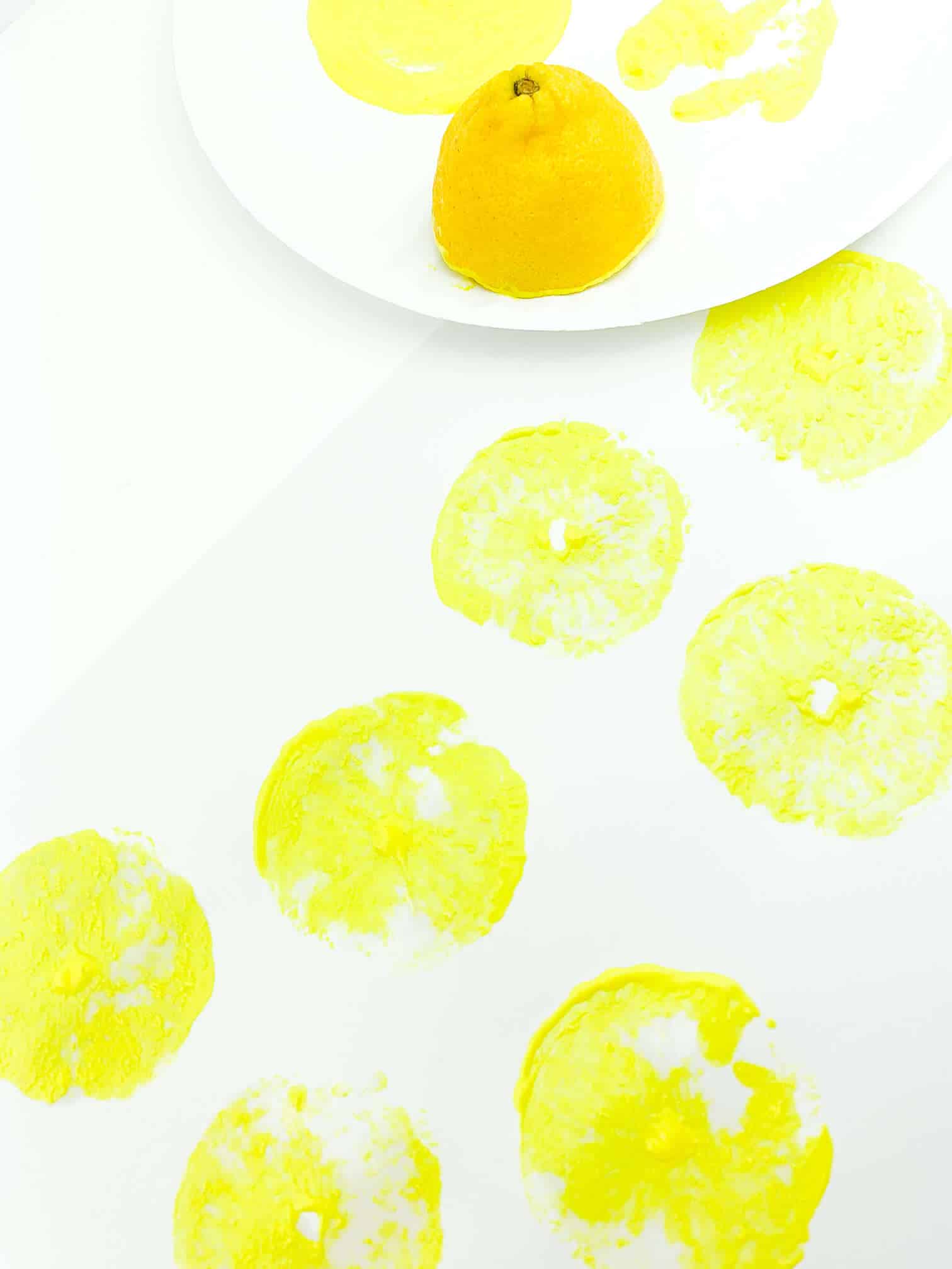 Summer Lemon Printing For Toddlers [5 Simple Steps]