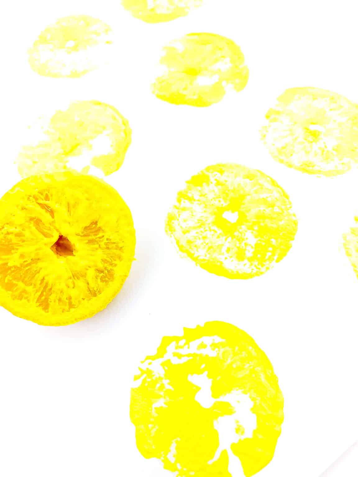 Summer Lemon Printing For Toddlers [5 Simple Steps]